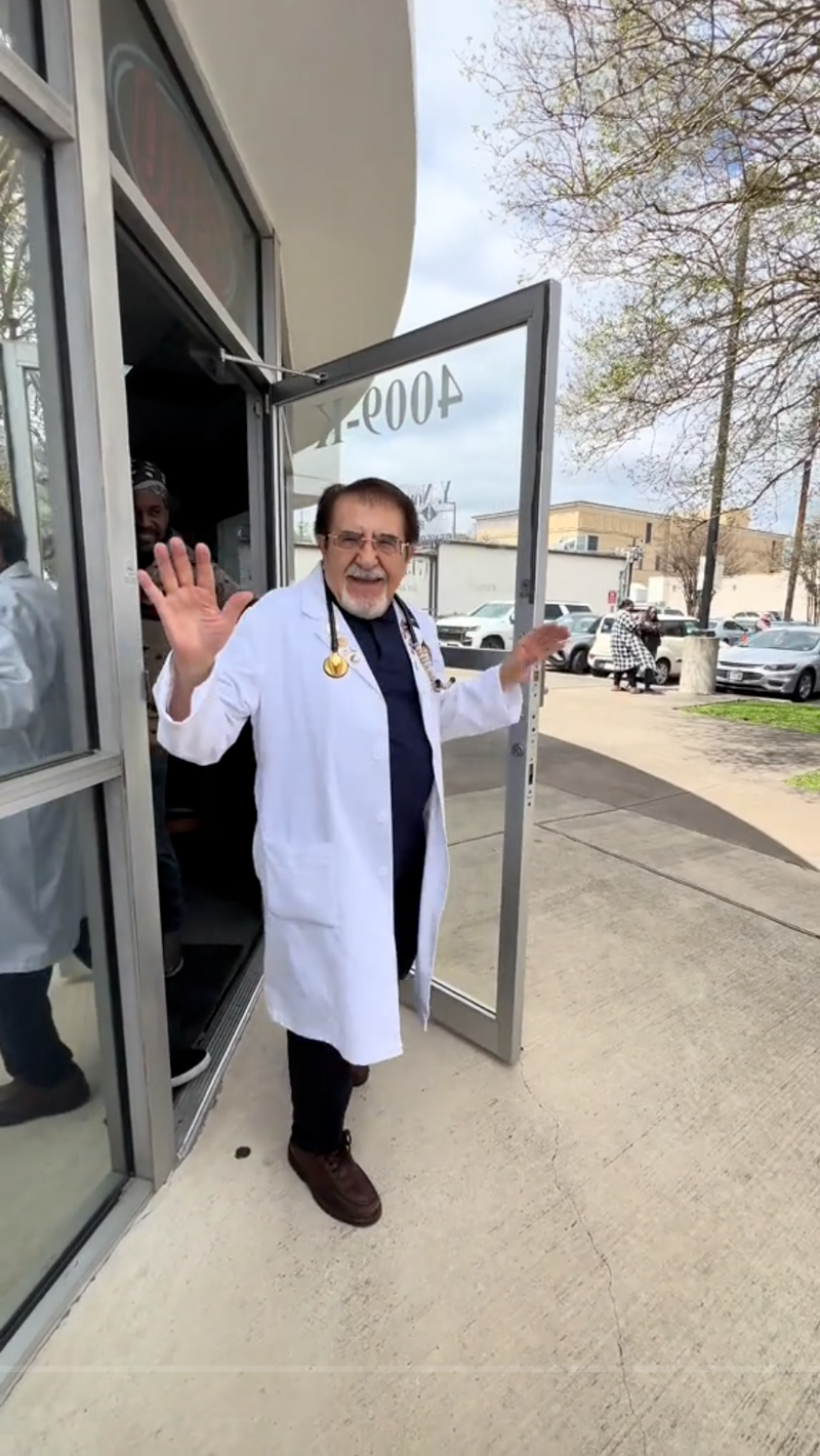 Meet Dr. Now